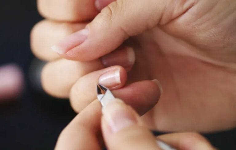 How to Cut Cuticles - Swissklip