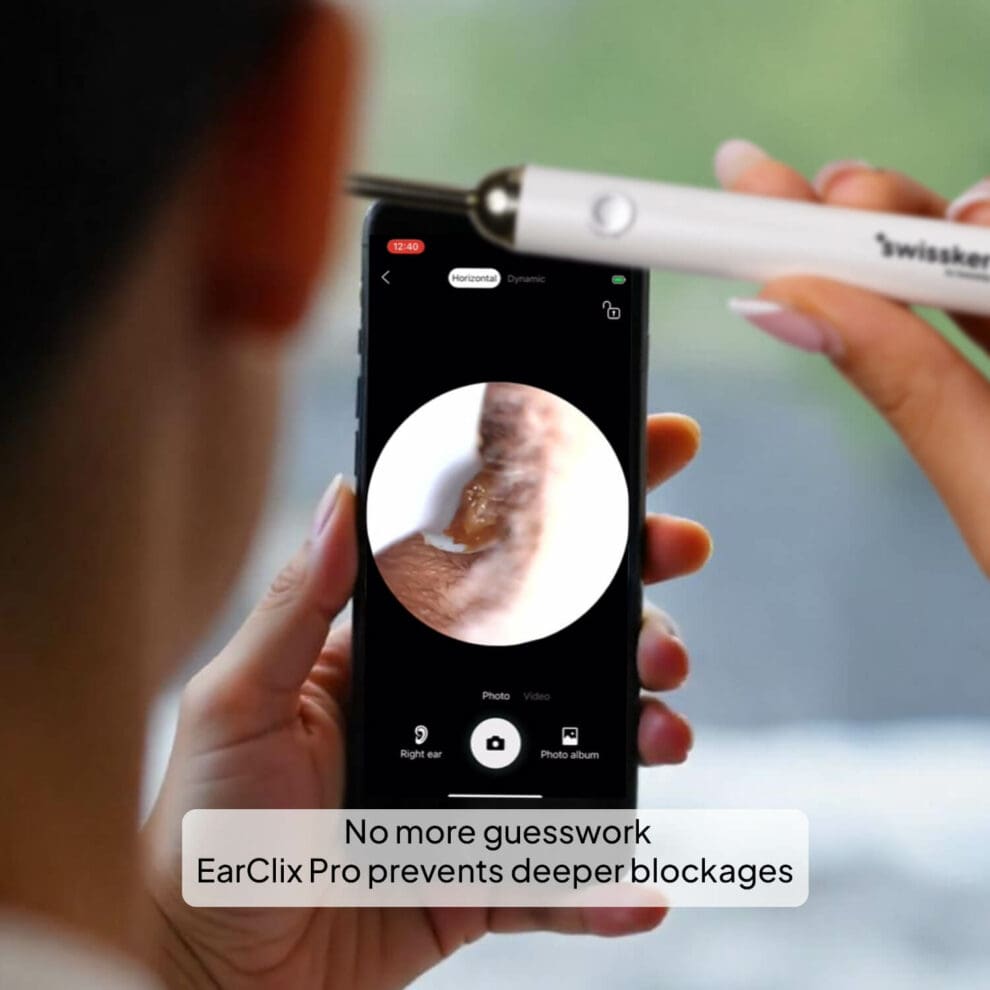 Electric ear wax removal device